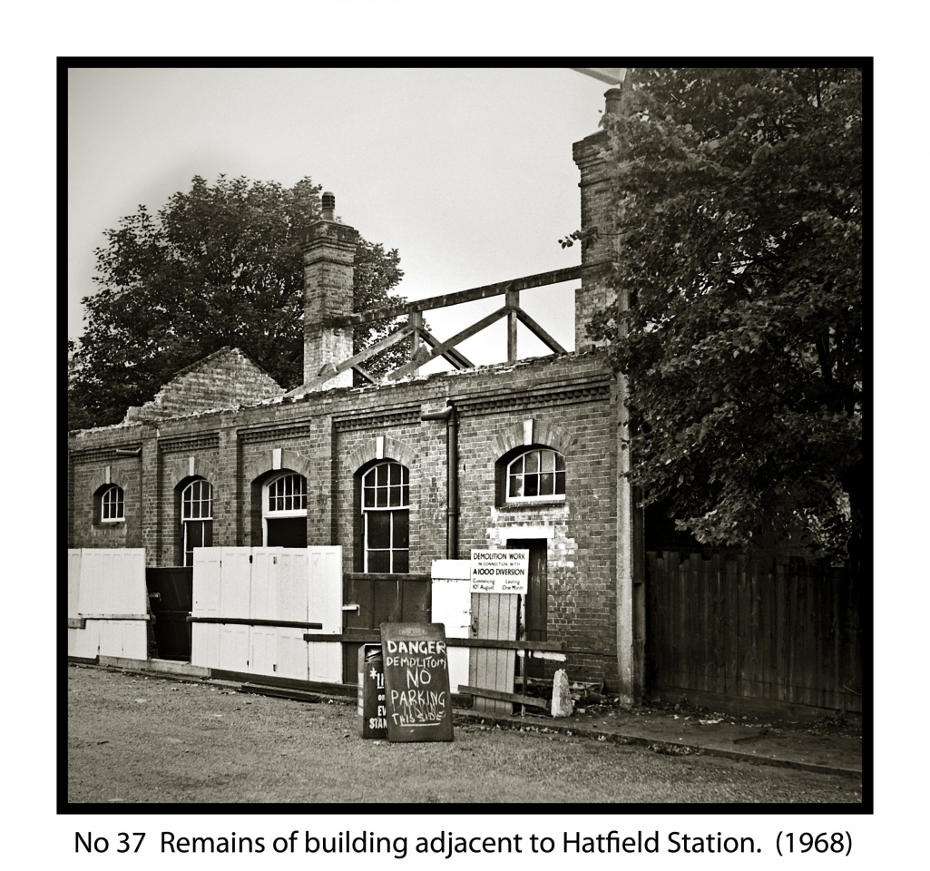 Hatfield fifty years of change. | Hatfield Local History Society